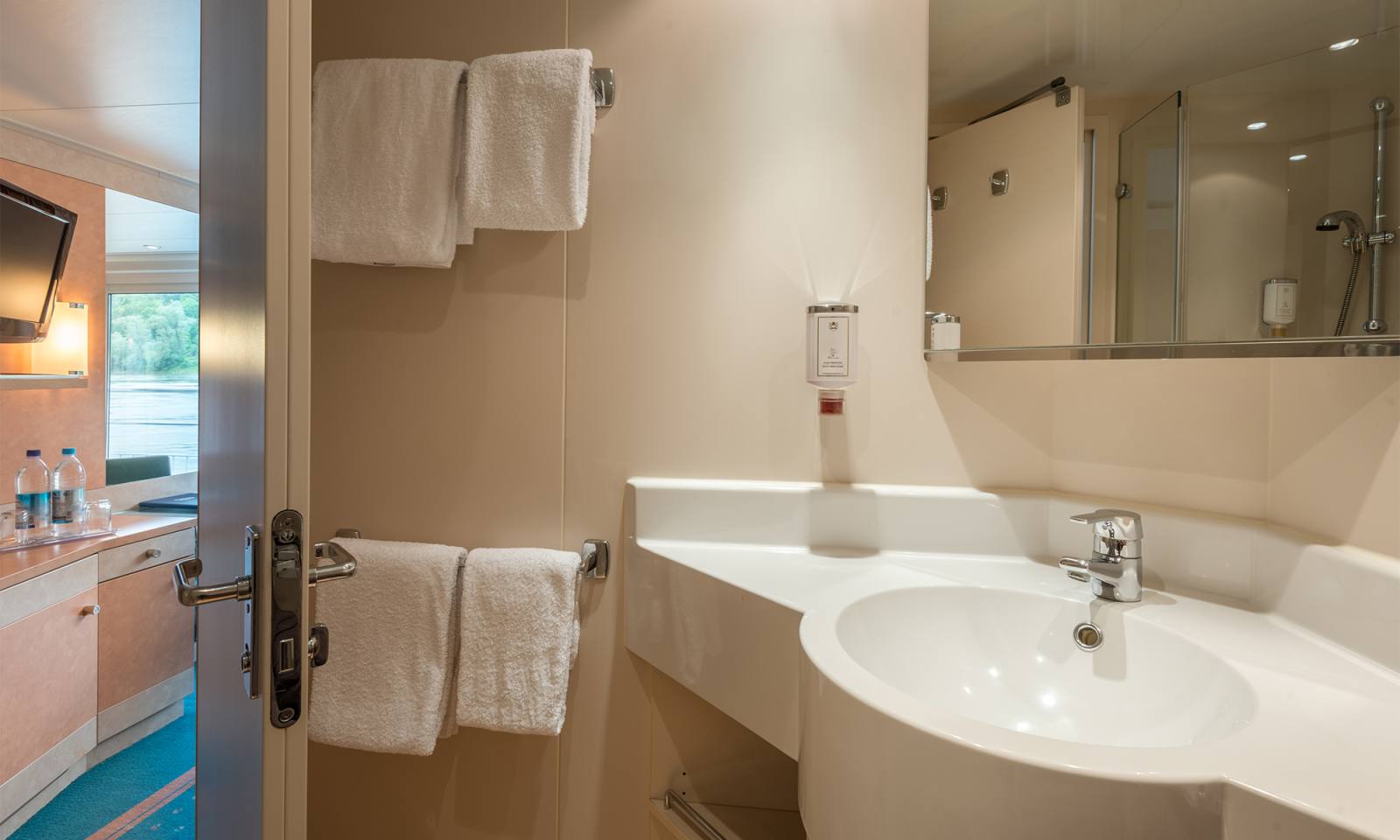 MS Maxima Donauschifffahrt | Bilder, Kabinen & Bewertungen