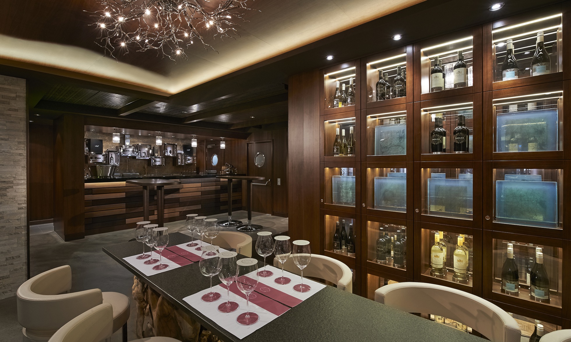 Norwegian Escape Cruise Ship Reviews & Itineraries