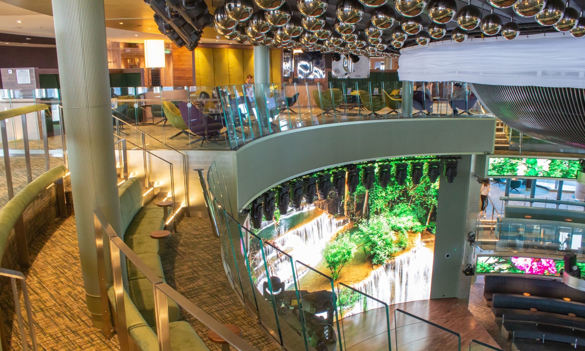 AIDAnova Cruise Ship Facts, Itineraies & Reviews