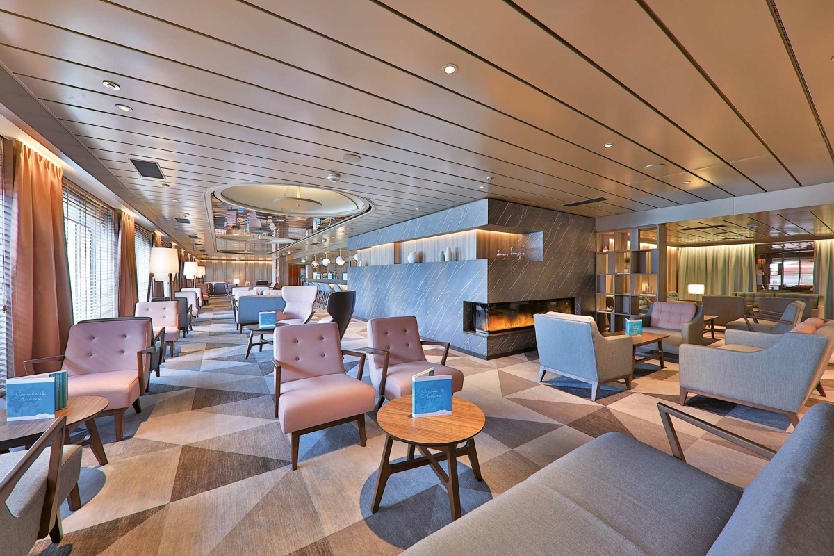 MS Amera Cruise Ship: Reviews, Images & Itineraries