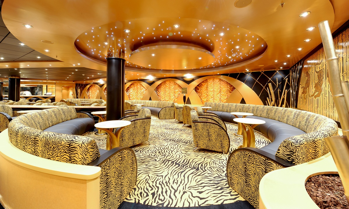 MSC Magnifica Cruise Ship | All Reviews & Images